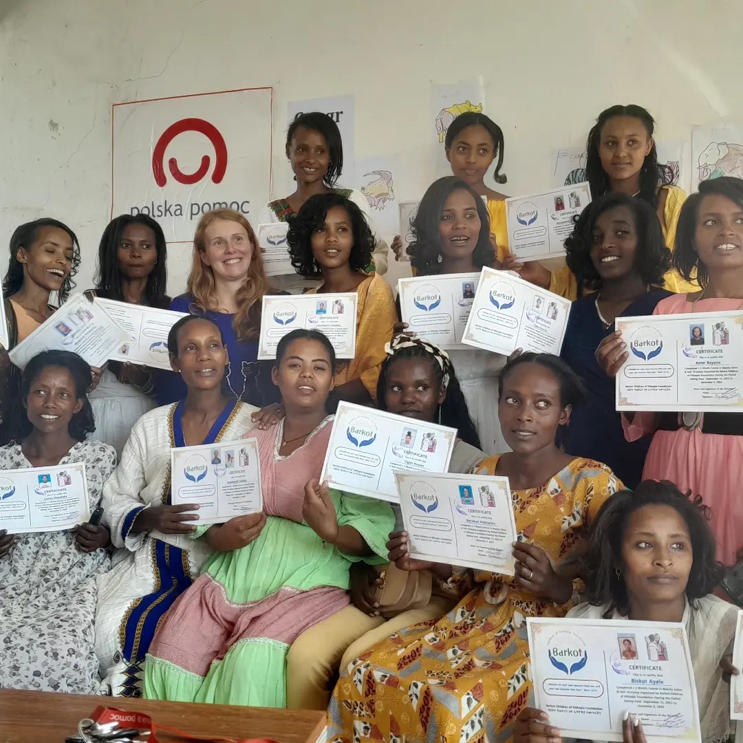 Vocational training for the unemployed - Barkot Foundation